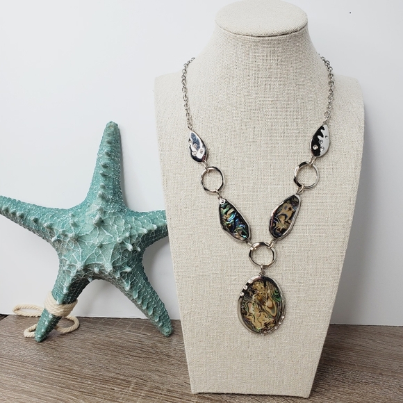 Erica Lyons | Jewelry | Erica Lyons Silver Crystal Statement Necklace ...